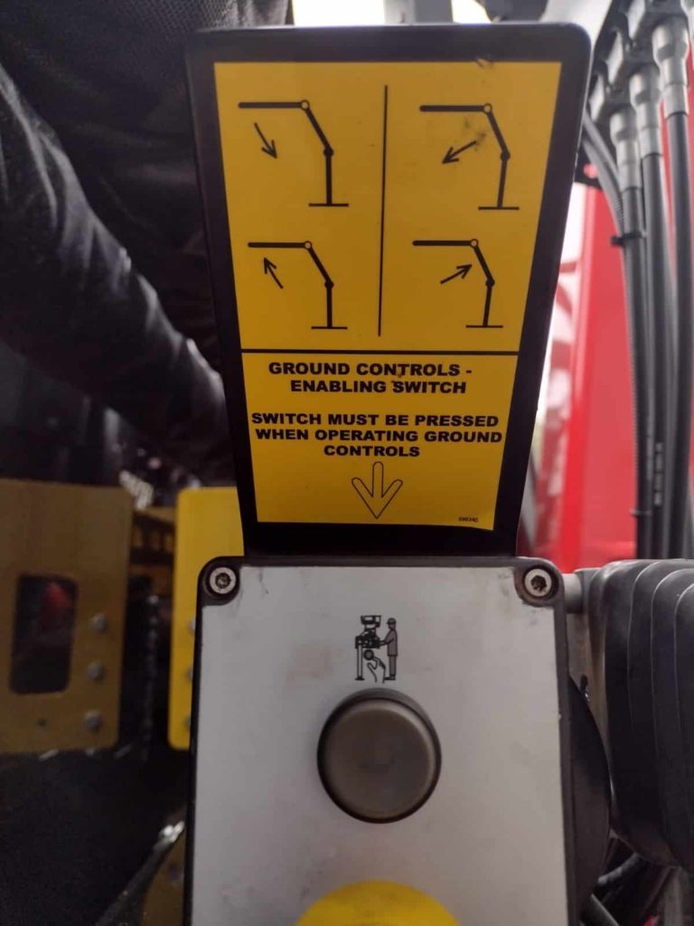 Palfinger M-Series Push Button Dust Cover - Thompsons E Parts