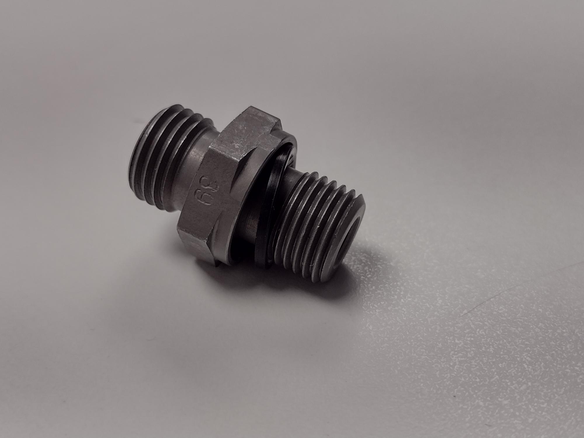 Palfinger Epsilon ADAPTOR-8LX1/4 M/M (20) (YE70018) - Thompsons E Parts